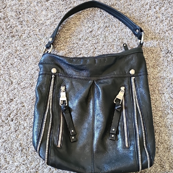 b. makowsky | Bags | Stunning B Makowsky Black Leather Zipper Shoulder ...